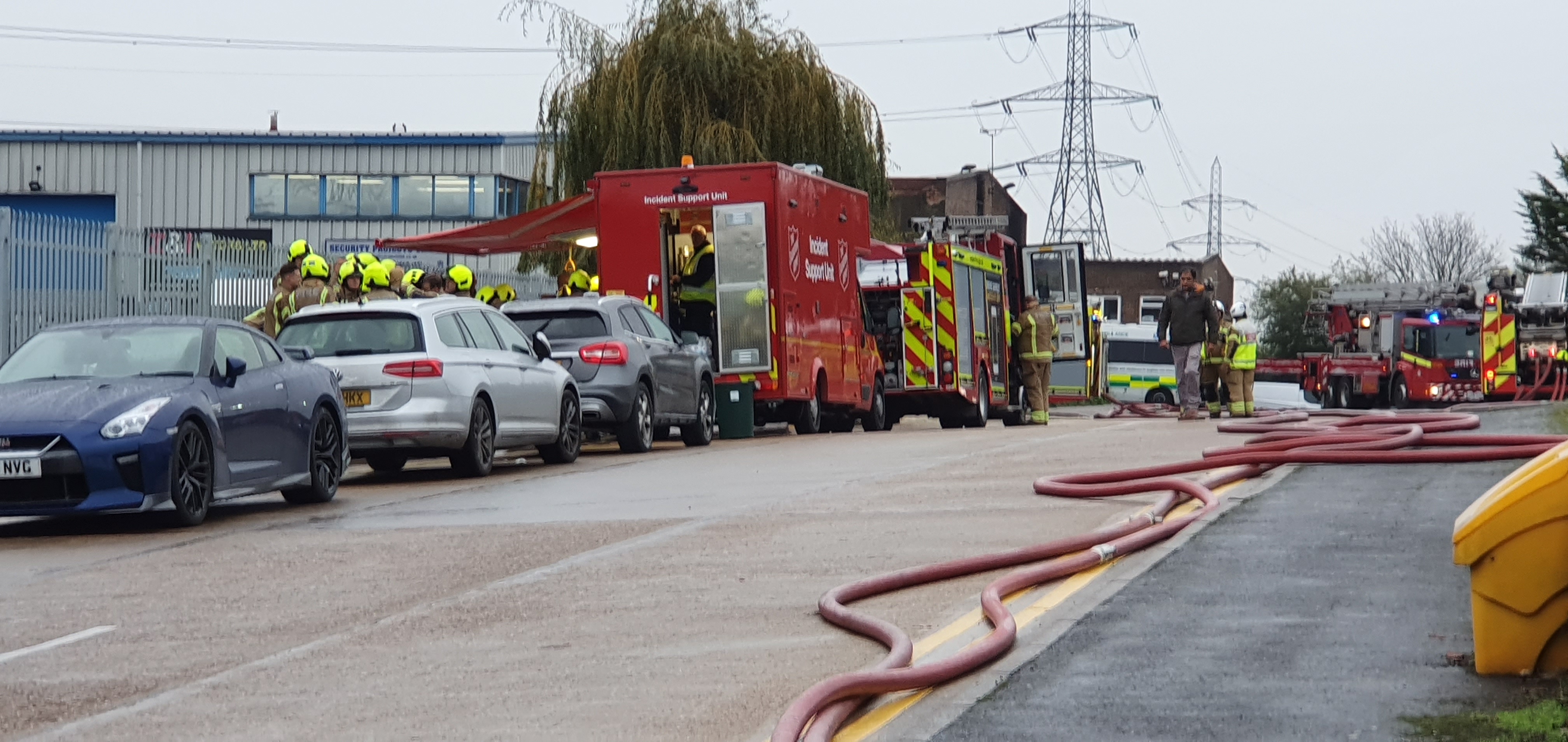 Fire breaks out in Rainham Warehouse. – The Havering Daily