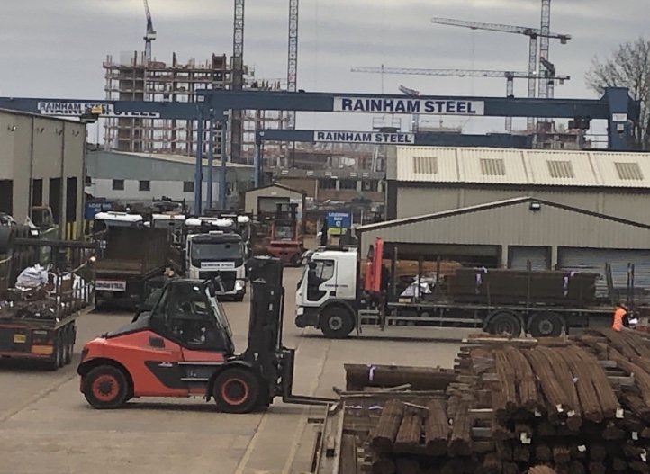 Rainham Steel boss fear’s for the plant’s future and the building of ...