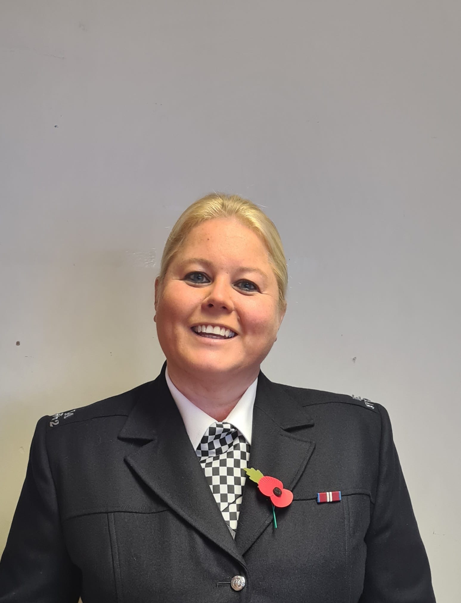Behind the Badge:Police Sergeant Jane Collard, a bubbly full of life ...